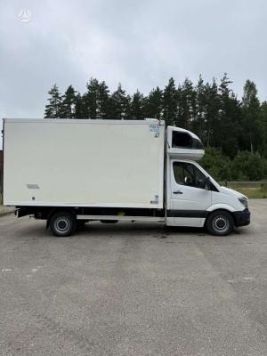 Balts Mercedes-Benz Sprinter 2018 Viļņa, ar dzinēja tilpumu 3.00 L un nobraukumu 296 tūkst. km par 18200 €, foto 5 vietnē AUTOMOTO.COM.LV
