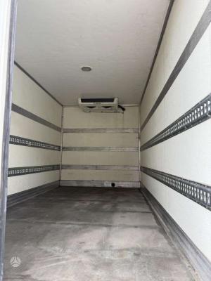 Balts Mercedes-Benz Sprinter 2018 Viļņa, ar dzinēja tilpumu 3.00 L un nobraukumu 296 tūkst. km par 18200 €, foto 7 vietnē AUTOMOTO.COM.LV