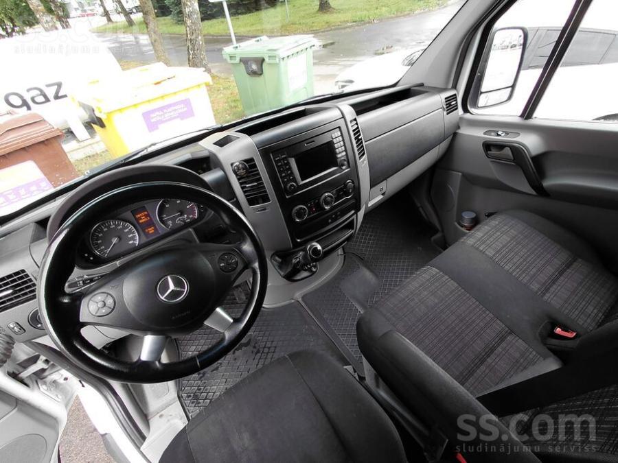 White Mercedes-Benz Sprinter 2018 in Riga, with an engine capacity of 2.20 L and mileage of 280 thousand km for 11500 €, photo 7 on AUTOMOTO.COM.LV