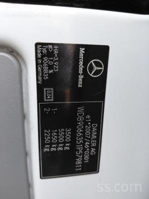 White Mercedes-Benz Sprinter 2018 in Riga, with an engine capacity of 2.20 L and mileage of 280 thousand km for 11500 €, photo 13 on AUTOMOTO.COM.LV