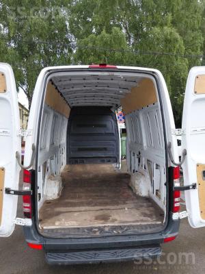 White Mercedes-Benz Sprinter 2018 in Riga, with an engine capacity of 2.20 L and mileage of 280 thousand km for 11500 €, photo 15 on AUTOMOTO.COM.LV