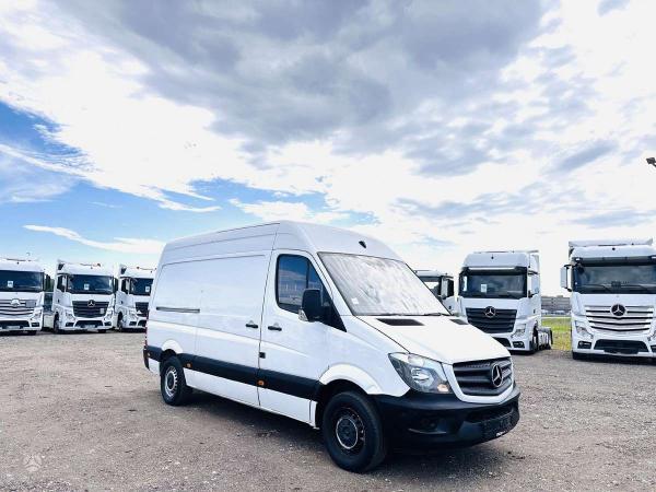 Balts Mercedes-Benz Sprinter 2018 Viļņa, ar dzinēja tilpumu 2.14 L un nobraukumu 99 tūkst. km par 12990 €, foto 5 vietnē AUTOMOTO.COM.LV