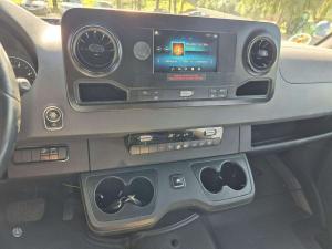 White Mercedes-Benz Sprinter 2018 in Taurage, with an engine capacity of 2.14 L and mileage of 414 thousand km for 16000 €, photo 15 on AUTOMOTO.COM.LV