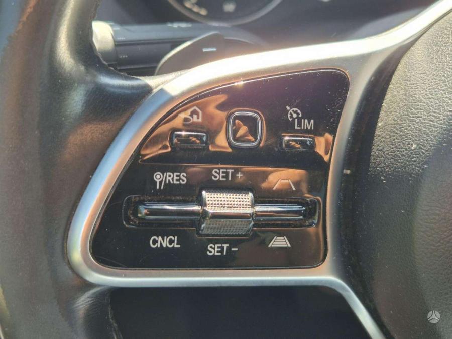 White Mercedes-Benz Sprinter 2018 in Taurage, with an engine capacity of 2.14 L and mileage of 414 thousand km for 16000 €, photo 17 on AUTOMOTO.COM.LV