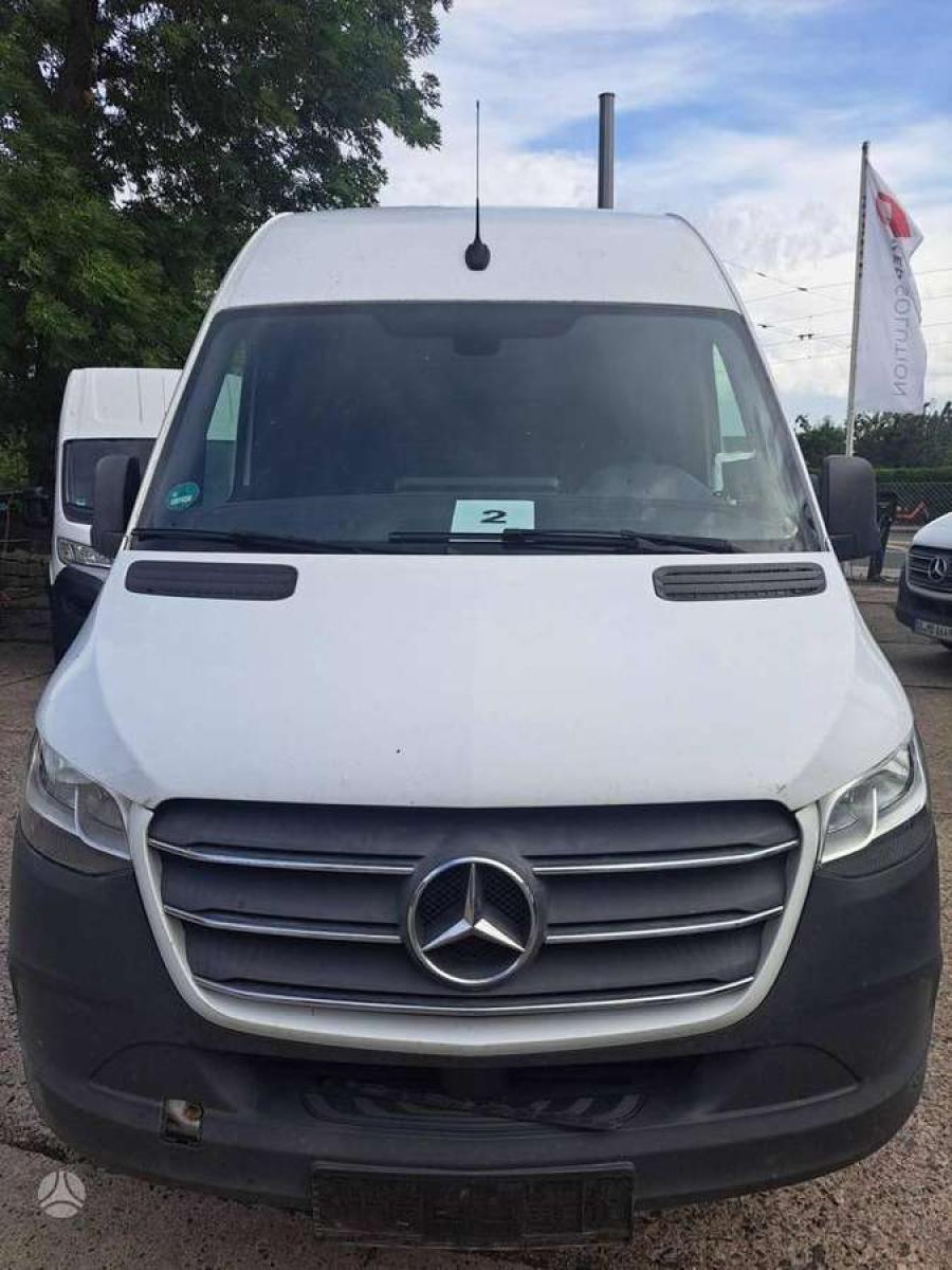 Balts Mercedes-Benz Sprinter 2018 Viļņa, ar dzinēja tilpumu 2.14 L un nobraukumu 391 tūkst. km par 9559 €, foto 5 vietnē AUTOMOTO.COM.LV