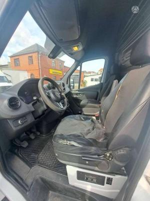 Balts Mercedes-Benz Sprinter 2018 Viļņa, ar dzinēja tilpumu 2.14 L un nobraukumu 391 tūkst. km par 9559 €, foto 6 vietnē AUTOMOTO.COM.LV