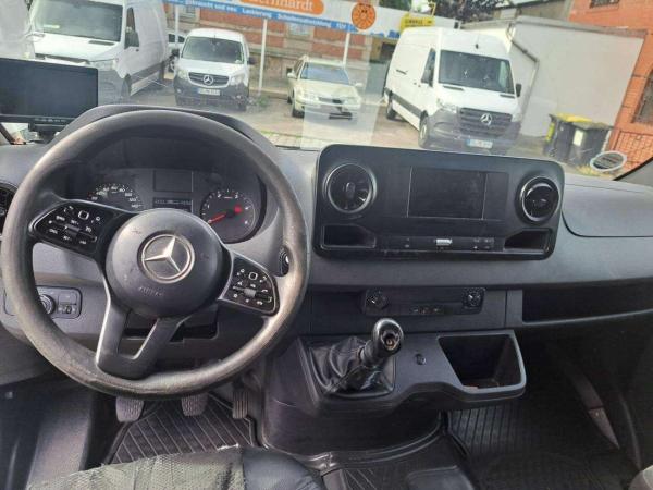 Balts Mercedes-Benz Sprinter 2018 Viļņa, ar dzinēja tilpumu 2.14 L un nobraukumu 391 tūkst. km par 9559 €, foto 6 vietnē AUTOMOTO.COM.LV