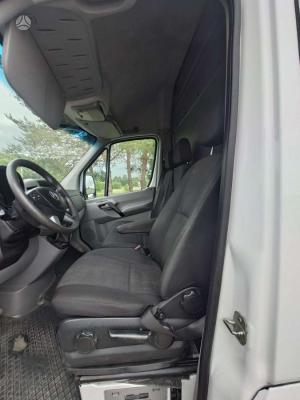 White Mercedes-Benz Sprinter 2018 in Taurage, with an engine capacity of 2.14 L and mileage of 342 thousand km for 8300 €, photo 13 on AUTOMOTO.COM.LV