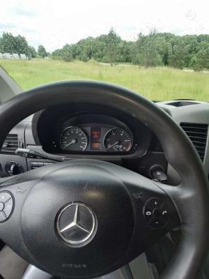 White Mercedes-Benz Sprinter 2018 in Taurage, with an engine capacity of 2.14 L and mileage of 342 thousand km for 8300 €, photo 15 on AUTOMOTO.COM.LV
