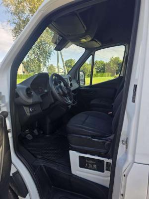White Mercedes-Benz Sprinter 2018 in Marijampole, with an engine capacity of 2.14 L and mileage of 340 thousand km for 8900 €, photo 10 on AUTOMOTO.COM.LV