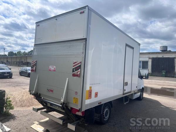 White Mercedes-Benz Sprinter 2018 in Riga, with an engine capacity of 2.20 L and mileage of 476 thousand km for 15500 €, photo 3 on AUTOMOTO.COM.LV