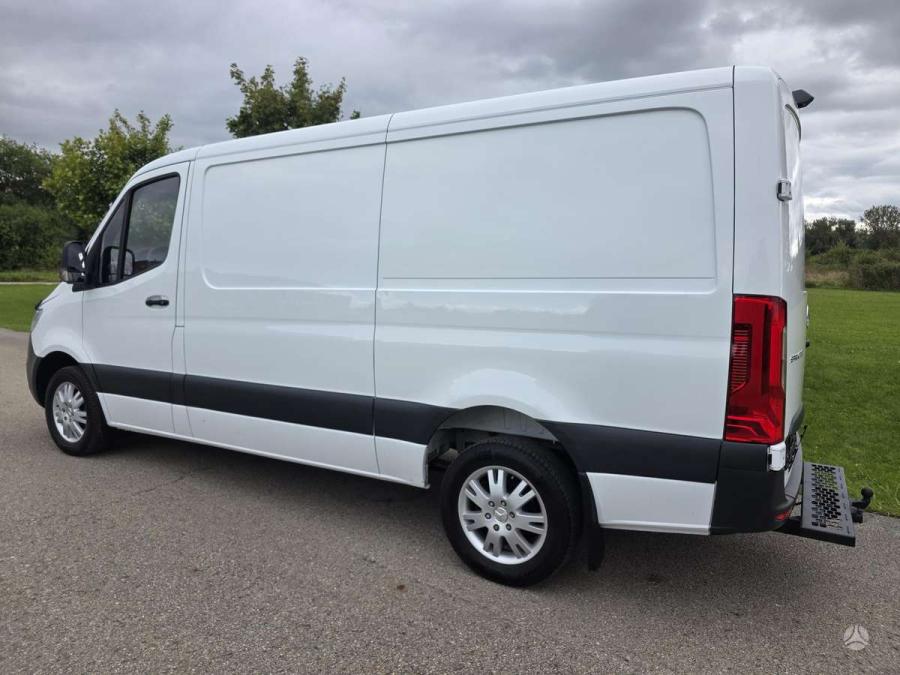 Balts Mercedes-Benz Sprinter 2018 Šauļi, ar dzinēja tilpumu 2.20 L un nobraukumu 300 tūkst. km par 11400 €, foto 6 vietnē AUTOMOTO.COM.LV