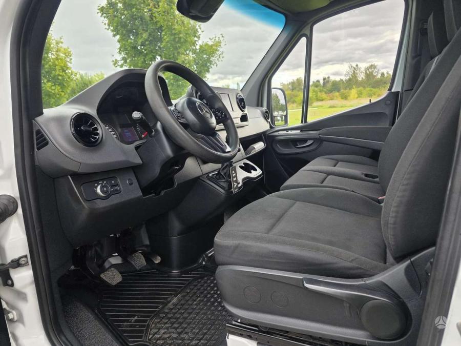 Balts Mercedes-Benz Sprinter 2018 Šauļi, ar dzinēja tilpumu 2.20 L un nobraukumu 300 tūkst. km par 11400 €, foto 14 vietnē AUTOMOTO.COM.LV