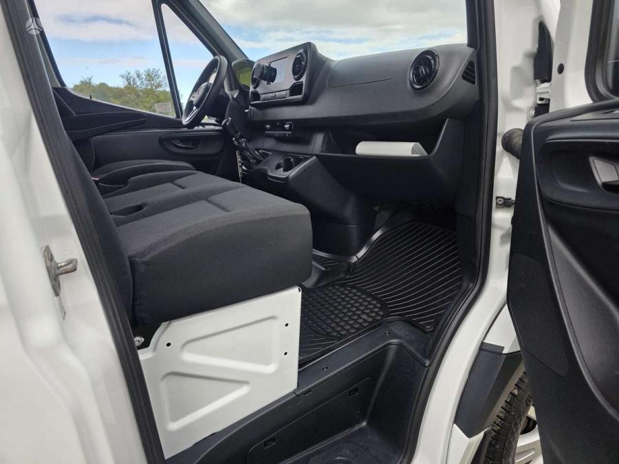 Balts Mercedes-Benz Sprinter 2018 Šauļi, ar dzinēja tilpumu 2.20 L un nobraukumu 300 tūkst. km par 11400 €, foto 15 vietnē AUTOMOTO.COM.LV