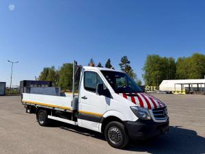 White Mercedes-Benz Sprinter 2018 in Vilnius, with an engine capacity of 2.20 L and mileage of 60 thousand km for 19900 €, photo 5 on AUTOMOTO.COM.LV