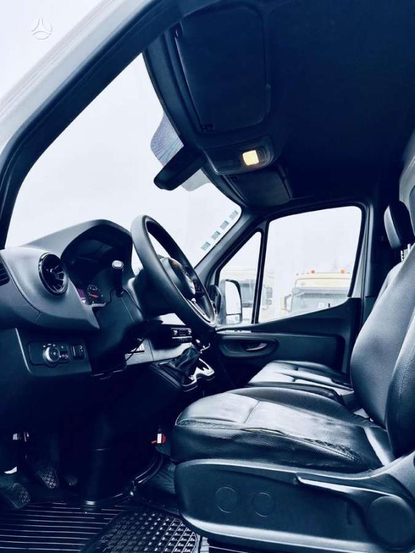 Balts Mercedes-Benz Sprinter 2019 Viļņa, ar dzinēja tilpumu 2.14 L un nobraukumu 193 tūkst. km par 19900 €, foto 9 vietnē AUTOMOTO.COM.LV
