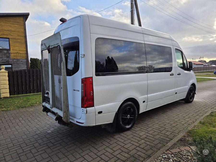 White Mercedes-Benz Sprinter 2019 in Kaunas, with an engine capacity of 2.20 L and mileage of 290 thousand km for 20500 €, photo 1 on AUTOMOTO.COM.LV
