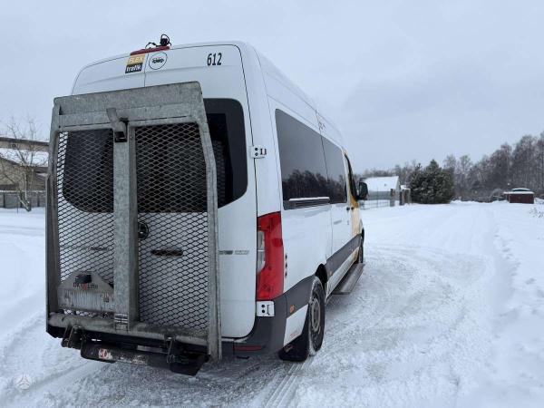 Белый Мерседес Спринтер 2019 в Каунас, объемом двигателя 2.14 л и пробегом 600 тыс. км за 16900 €, фото 4 на AUTOMOTO.COM.LV