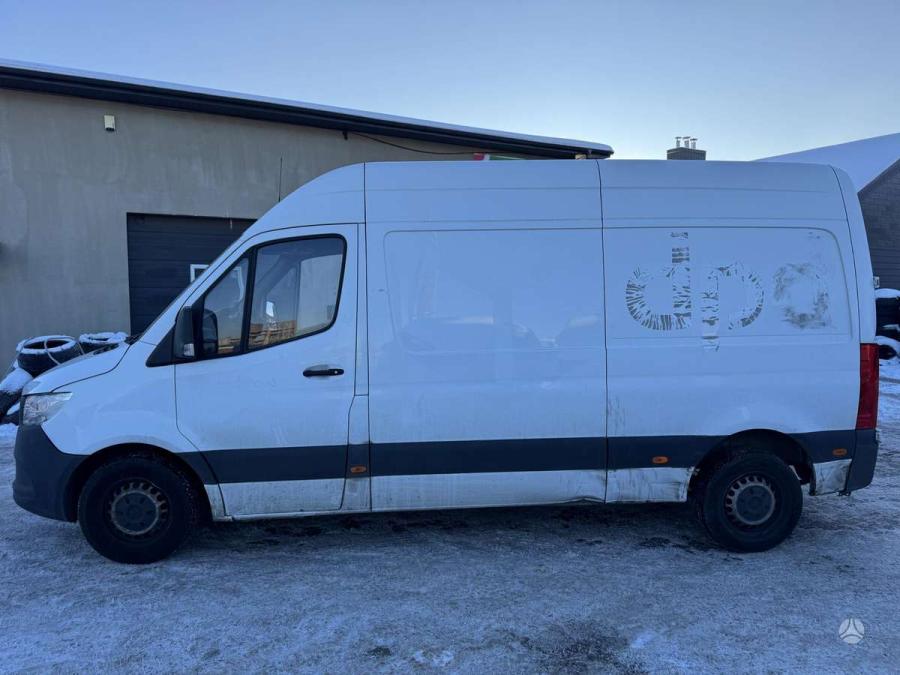 Balts Mercedes-Benz Sprinter 2019 Marijampole, ar dzinēja tilpumu 2.14 L un nobraukumu 296 tūkst. km par 9500 €, foto 2 vietnē AUTOMOTO.COM.LV