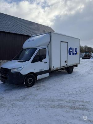 White Mercedes-Benz Sprinter 2019 in Taurage, with an engine capacity of 2.20 L and mileage of 360 thousand km for 11500 €, photo 3 on AUTOMOTO.COM.LV