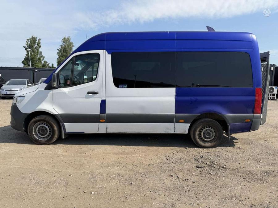 White Mercedes-Benz Sprinter 2019 in Kaunas, with an engine capacity of 2.14 L and mileage of 550 thousand km for 14500 €, photo 9 on AUTOMOTO.COM.LV