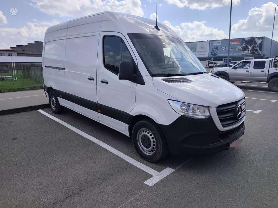 Balts Mercedes-Benz Sprinter 2019 Tauragė, ar dzinēja tilpumu 2.14 L un nobraukumu 300 tūkst. km par 11500 €, foto 1 vietnē AUTOMOTO.COM.LV
