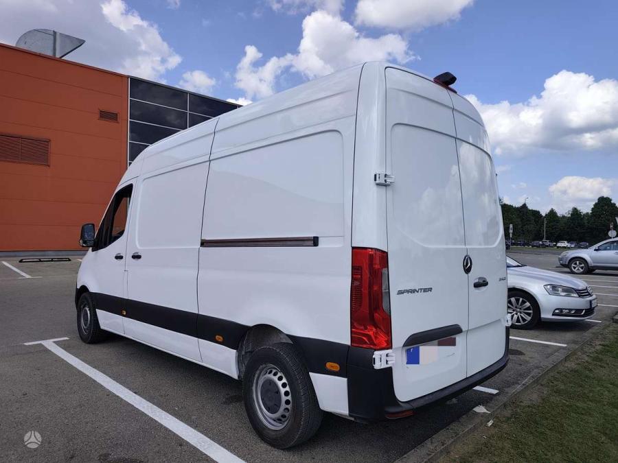 Balts Mercedes-Benz Sprinter 2019 Tauragė, ar dzinēja tilpumu 2.14 L un nobraukumu 300 tūkst. km par 11500 €, foto 5 vietnē AUTOMOTO.COM.LV