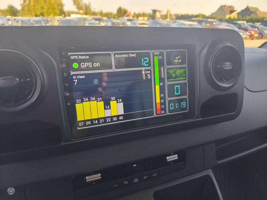 Balts Mercedes-Benz Sprinter 2019 Tauragė, ar dzinēja tilpumu 2.14 L un nobraukumu 300 tūkst. km par 11500 €, foto 17 vietnē AUTOMOTO.COM.LV