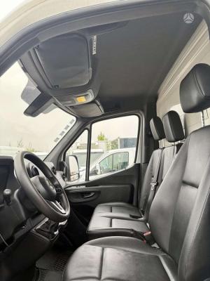 White Mercedes-Benz Sprinter 2019 in Vilnius, with an engine capacity of 2.14 L and mileage of 193 thousand km for 19850 €, photo 15 on AUTOMOTO.COM.LV