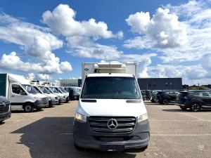 White Mercedes-Benz Sprinter 2019 in Vilnius, with an engine capacity of 2.14 L and mileage of 143 thousand km for 17900 €, photo 4 on AUTOMOTO.COM.LV