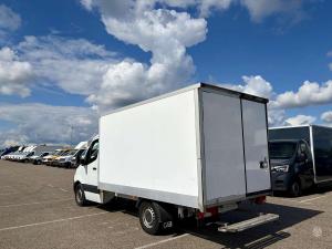 White Mercedes-Benz Sprinter 2019 in Vilnius, with an engine capacity of 2.14 L and mileage of 143 thousand km for 17900 €, photo 8 on AUTOMOTO.COM.LV