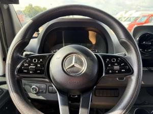 White Mercedes-Benz Sprinter 2019 in Vilnius, with an engine capacity of 2.14 L and mileage of 143 thousand km for 17900 €, photo 22 on AUTOMOTO.COM.LV