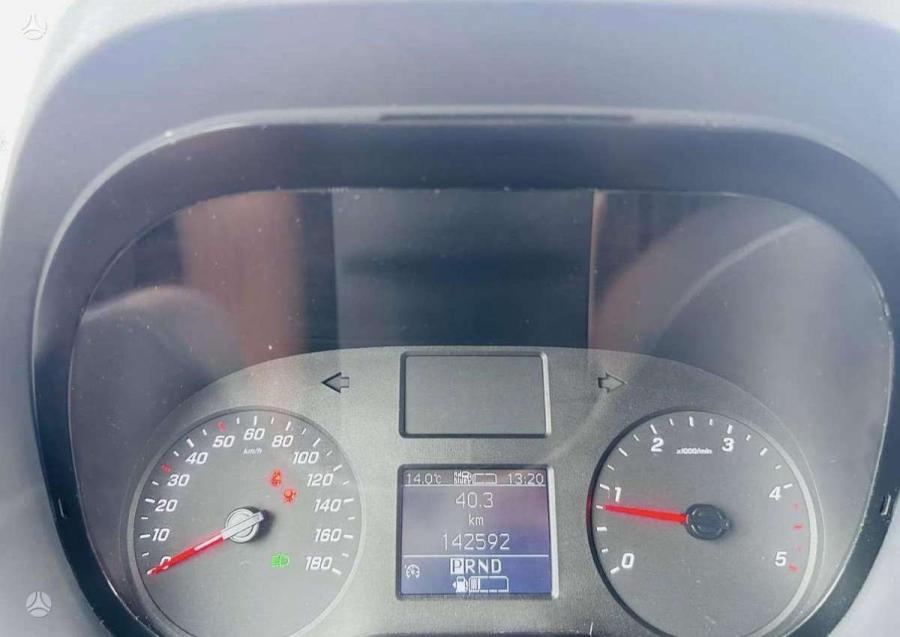 White Mercedes-Benz Sprinter 2019 in Vilnius, with an engine capacity of 2.14 L and mileage of 143 thousand km for 17900 €, photo 23 on AUTOMOTO.COM.LV