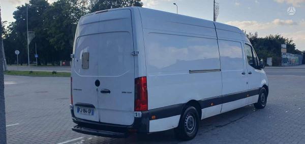Mercedes-Benz Sprinter 2019 Tauragė vietnē Balts Mercedes-Benz Sprinter 2019 Tauragė, ar dzinēja tilpumu 2.14 L un nobraukumu 220 tūkst. km par 9500 €, foto 5 vietnē AUTOMOTO.COM.LV