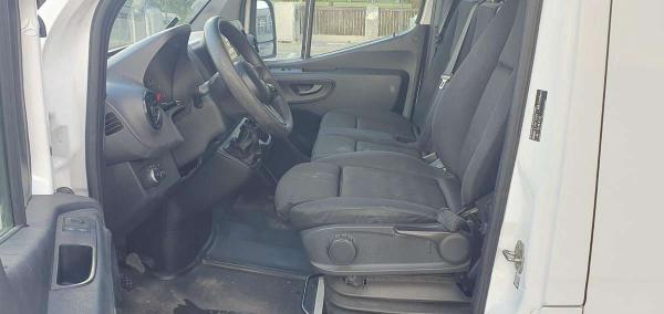 Mercedes-Benz Sprinter 2019 Tauragė vietnē Balts Mercedes-Benz Sprinter 2019 Tauragė, ar dzinēja tilpumu 2.14 L un nobraukumu 220 tūkst. km par 9500 €, foto 11 vietnē AUTOMOTO.COM.LV