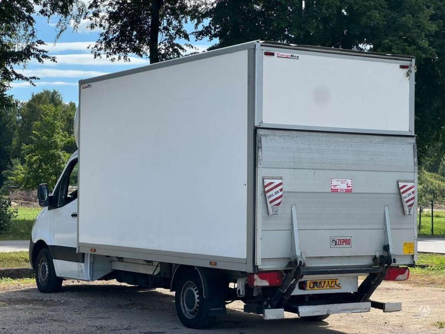 Balts Mercedes-Benz Sprinter 2019 Tauragė, ar dzinēja tilpumu 2.14 L un nobraukumu 320 tūkst. km par 11500 €, foto 3 vietnē AUTOMOTO.COM.LV