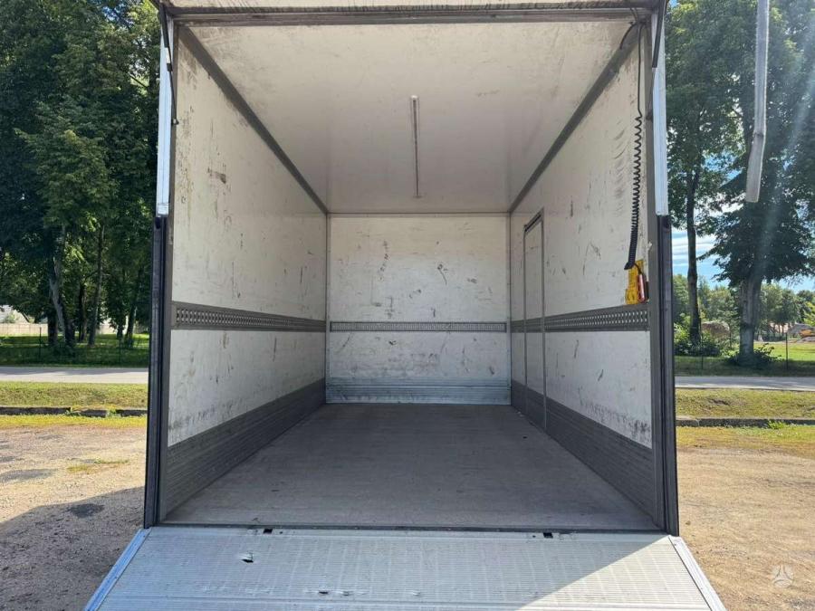 Balts Mercedes-Benz Sprinter 2019 Tauragė, ar dzinēja tilpumu 2.14 L un nobraukumu 320 tūkst. km par 11500 €, foto 8 vietnē AUTOMOTO.COM.LV