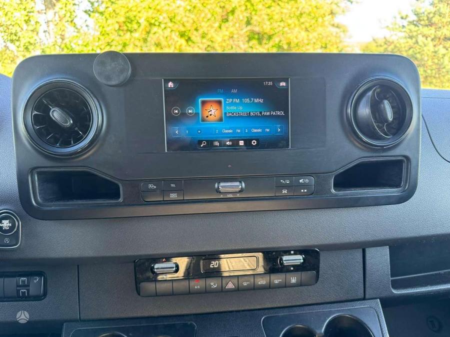 Balts Mercedes-Benz Sprinter 2019 Tauragė, ar dzinēja tilpumu 2.14 L un nobraukumu 290 tūkst. km par 15800 €, foto 12 vietnē AUTOMOTO.COM.LV