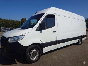 White Mercedes-Benz Sprinter 2019 in Taurage, with an engine capacity of 2.14 L and mileage of 280 thousand km for 13915 €, photo 6 on AUTOMOTO.COM.LV