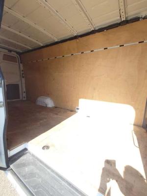 White Mercedes-Benz Sprinter 2019 in Taurage, with an engine capacity of 2.14 L and mileage of 280 thousand km for 13915 €, photo 11 on AUTOMOTO.COM.LV
