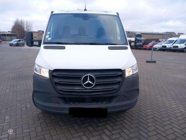 White Mercedes-Benz Sprinter 2020 in Taurage, with an engine capacity of 1.95 L and mileage of 373 thousand km for 10600 €, photo 5 on AUTOMOTO.COM.LV