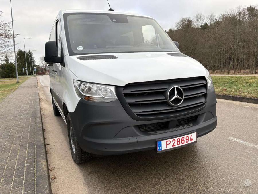 White Mercedes-Benz Sprinter 2020 in Vilnius, with an engine capacity of 2.14 L and mileage of 108 thousand km for 24500 €, photo 8 on AUTOMOTO.COM.LV