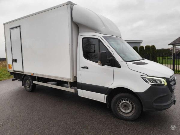 White Mercedes-Benz Sprinter 2020 in Klaipeda, with an engine capacity of 2.14 L and mileage of 299 thousand km for 17500 €, photo 1 on AUTOMOTO.COM.LV