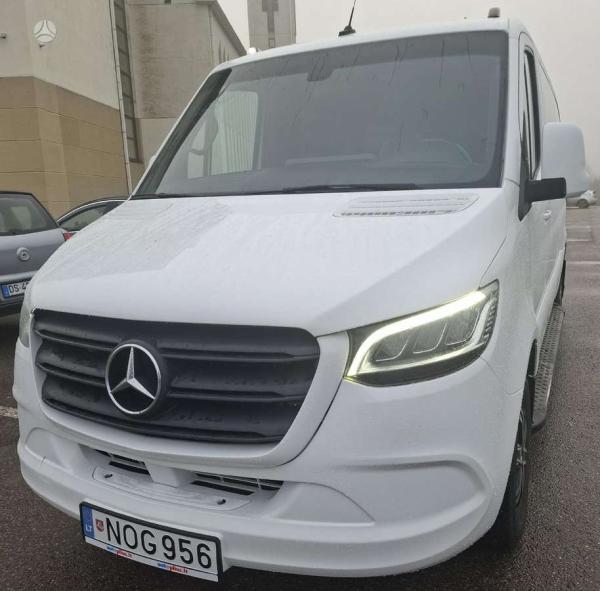 White Mercedes-Benz Sprinter 2020 in Kaunas, with an engine capacity of 3.00 L and mileage of 241 thousand km for 29300 €, photo 1 on AUTOMOTO.COM.LV