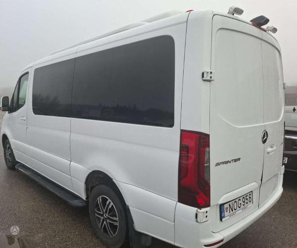 White Mercedes-Benz Sprinter 2020 in Kaunas, with an engine capacity of 3.00 L and mileage of 241 thousand km for 29300 €, photo 5 on AUTOMOTO.COM.LV