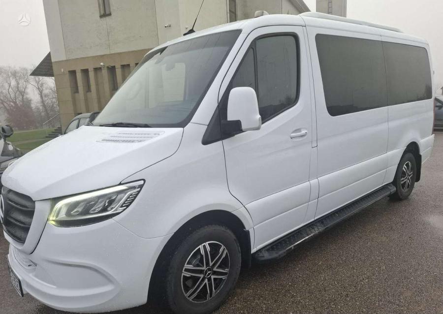 White Mercedes-Benz Sprinter 2020 in Kaunas, with an engine capacity of 3.00 L and mileage of 241 thousand km for 29300 €, photo 6 on AUTOMOTO.COM.LV