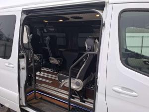 White Mercedes-Benz Sprinter 2020 in Kaunas, with an engine capacity of 3.00 L and mileage of 241 thousand km for 29300 €, photo 13 on AUTOMOTO.COM.LV