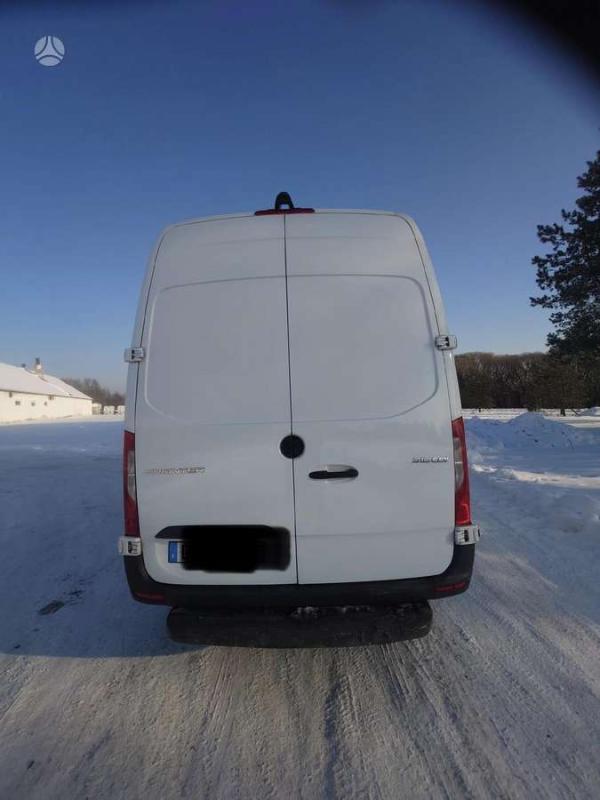 White Mercedes-Benz Sprinter 2020 in Taurage, with an engine capacity of 2.14 L and mileage of 220 thousand km for 14500 €, photo 9 on AUTOMOTO.COM.LV