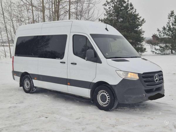 White Mercedes-Benz Sprinter 2020 in Taurage, with an engine capacity of 2.14 L and mileage of 280 thousand km for 17900 €, photo 4 on AUTOMOTO.COM.LV