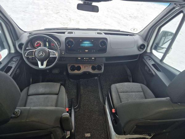 White Mercedes-Benz Sprinter 2020 in Taurage, with an engine capacity of 2.14 L and mileage of 280 thousand km for 17900 €, photo 10 on AUTOMOTO.COM.LV